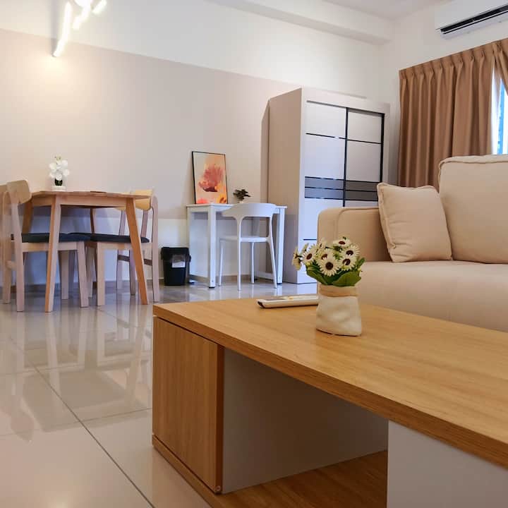Oe1: Cozystudio@equine Near Mrt/upm/aeon/free Wifi - Serdang