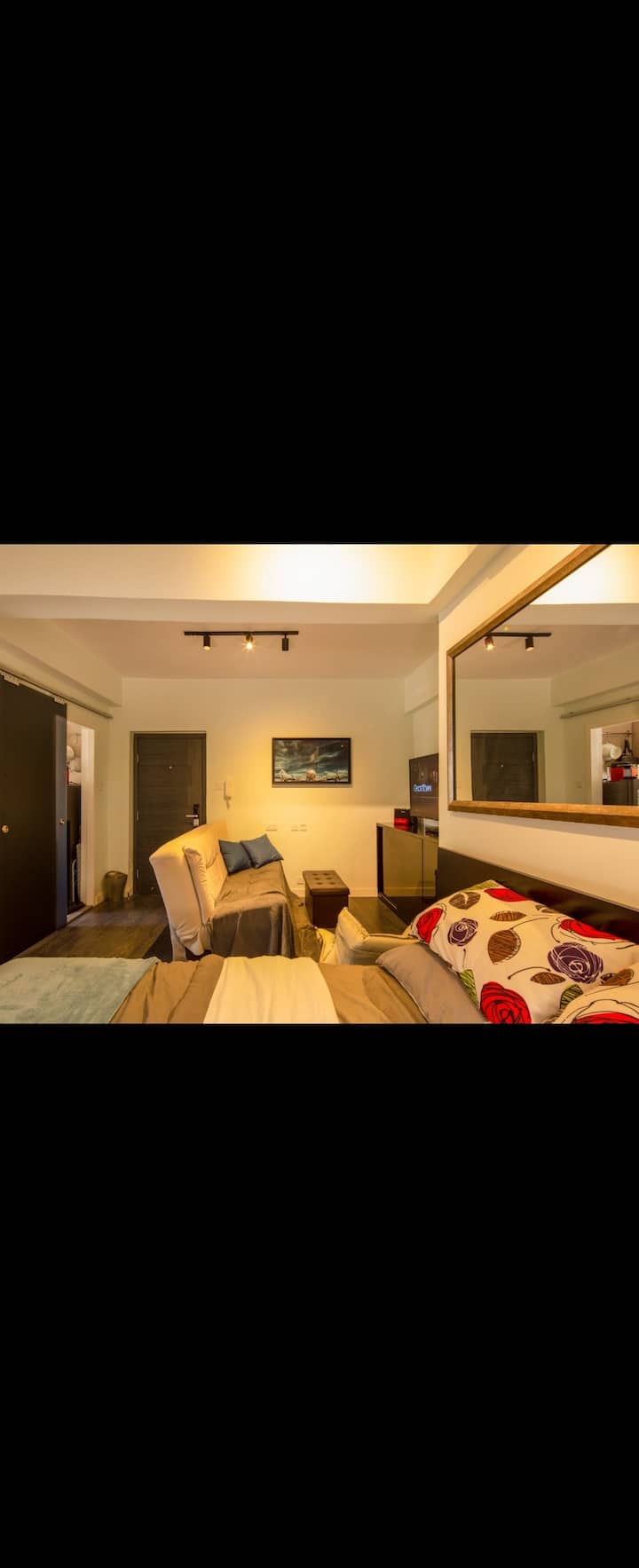 Beautiful Cozy Studio Across From Man Mo Temple - Hong Kong