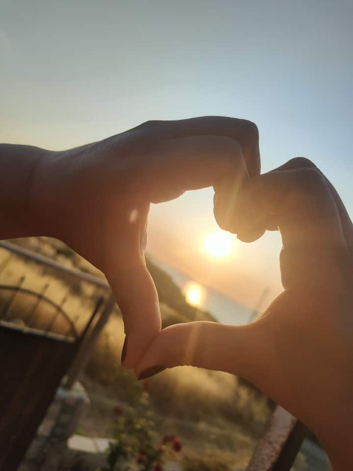 Huzur, Kışa Hazır Sıcacık Tatil. - Karaburun