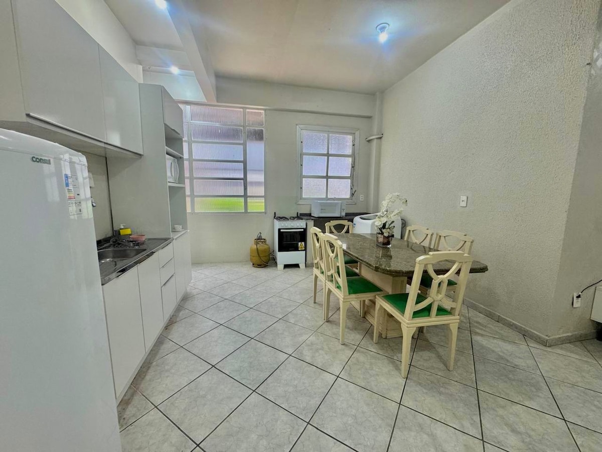 Face à la mer (Fonds) au centre de Balneário Camboriú - Appartements à ...