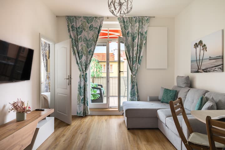 Modern 1br Apt,private Terrace, Views, Lift - Praga