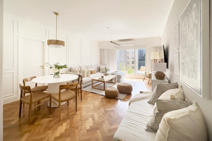 Confort Y Estilo En Un Espacioso Departamento - Buenos Aires