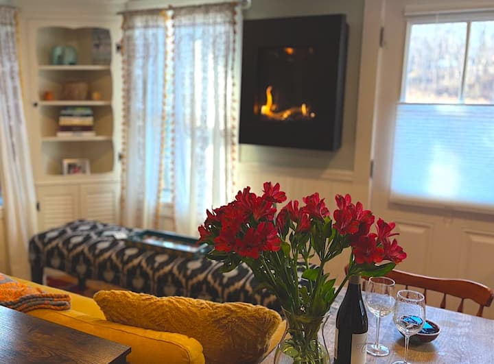 Lane's Cove Garden Retreat - Massachusetts