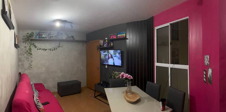 Apto De 2 Quartos Em Condomínio C/ áRea De Lazer. - Rio das Ostras