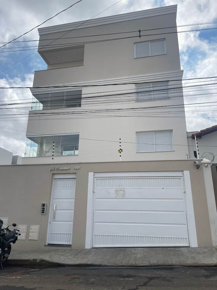 Apto Boutique Novo 75m² - Passos