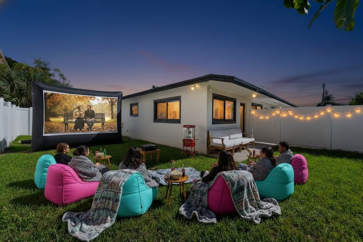 Miami Vice-inspired House | Near Ocean - Pompano Beach, FL