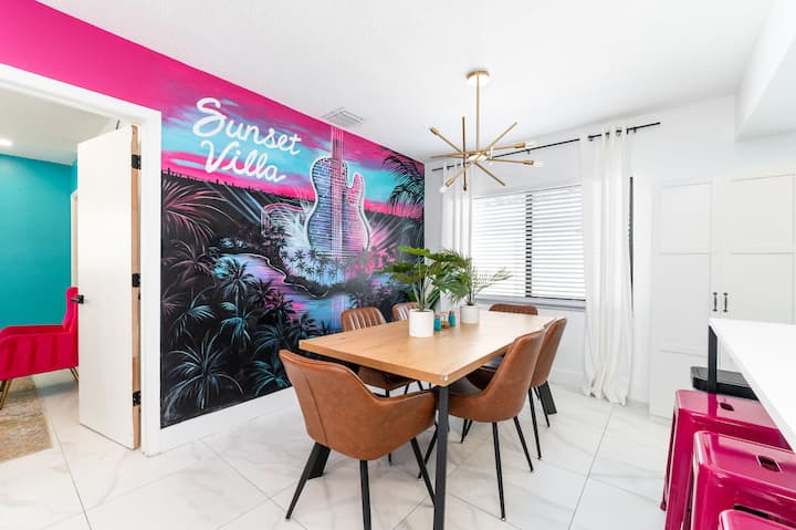 Sunset Villa, Vice Theme 3bd/2ba, 5 Min To Beach - Pompano Beach