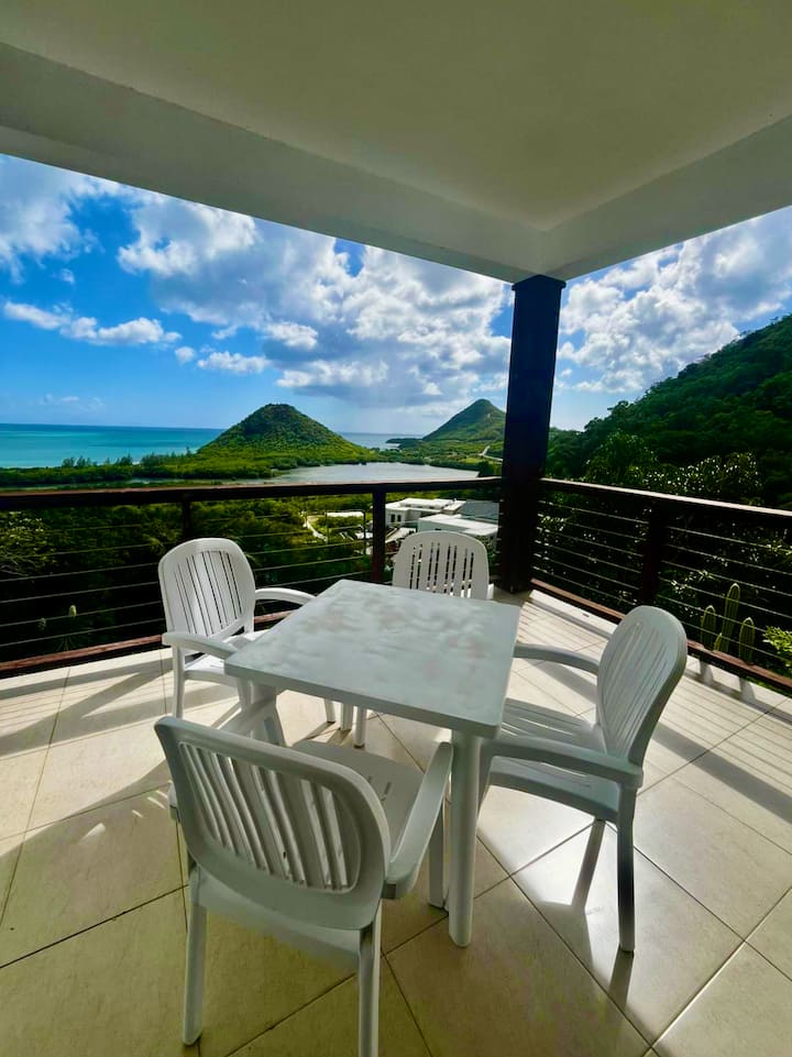 Sunset Moon – Sea View 2br Near Hermitage Bay - Antigua and Barbuda