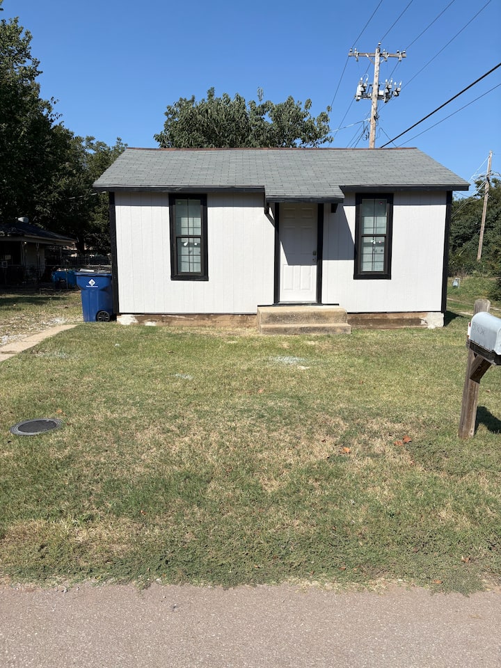 Adorable Studio House - Clear Creek Lake, OK