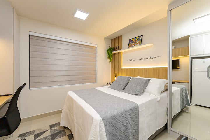 Studio Próximo A Tudo • Centro • Shopping Ao Lado - Curitiba