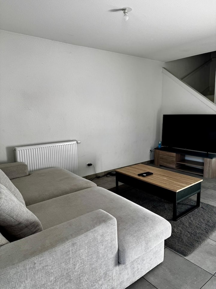 Duplex Lumineux – 2min Métro – Parking Inclus - Portet-sur-Garonne