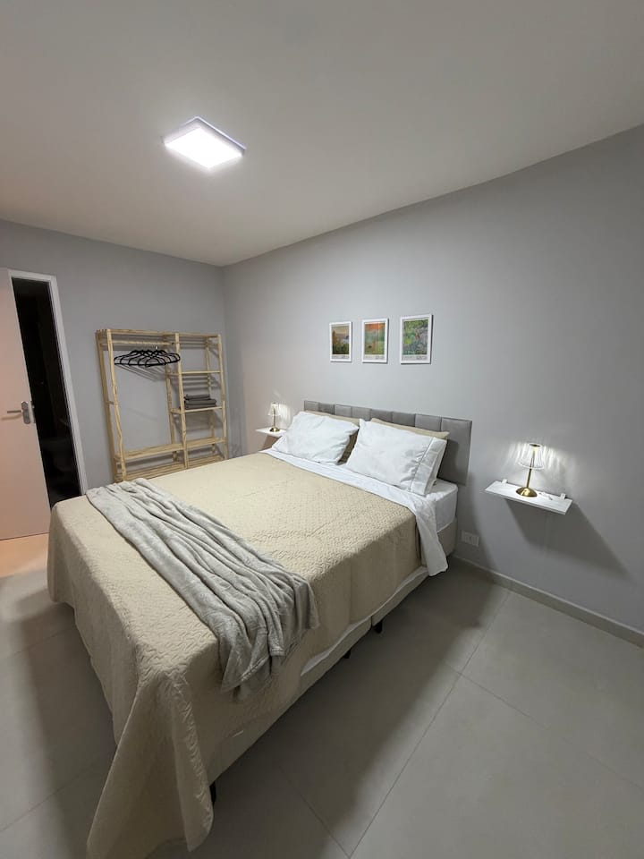 Abm 2q - 12min Balsa Praia, 1 Estação Brt - Metrô - Rio de Janeiro