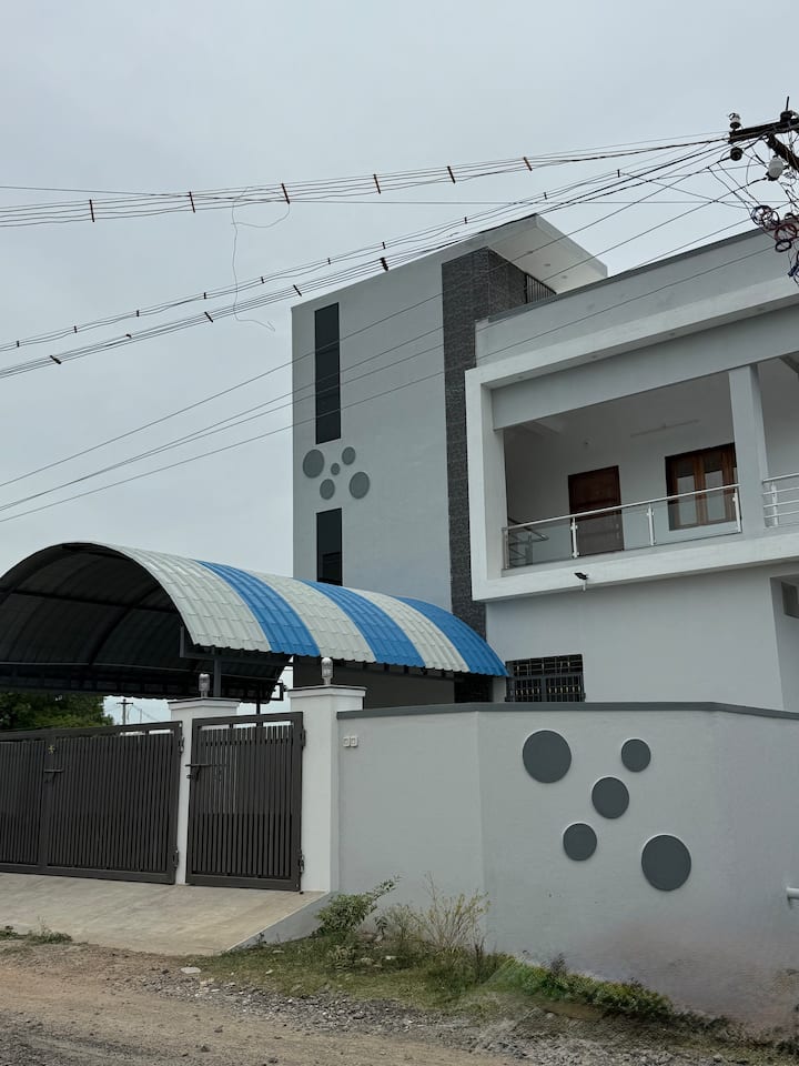 Dl Homestay - 蒂魯瓦納馬萊