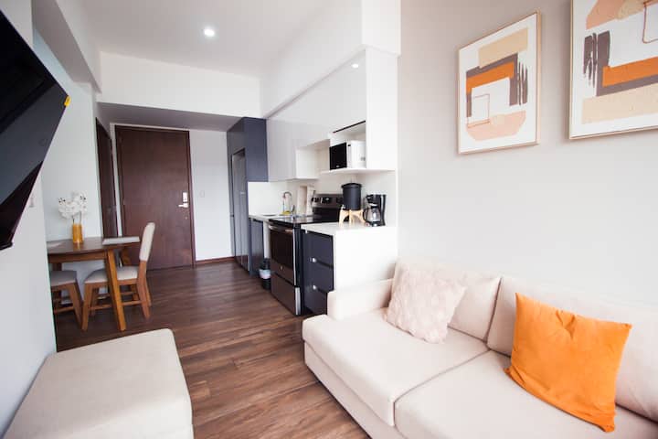 Apartamento En Zona Viva, Cerca De Hospitales - Guatemala City