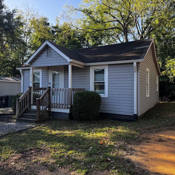 Private, Newly Remodeled 1 Bed, Furnished Home - Concord, NC