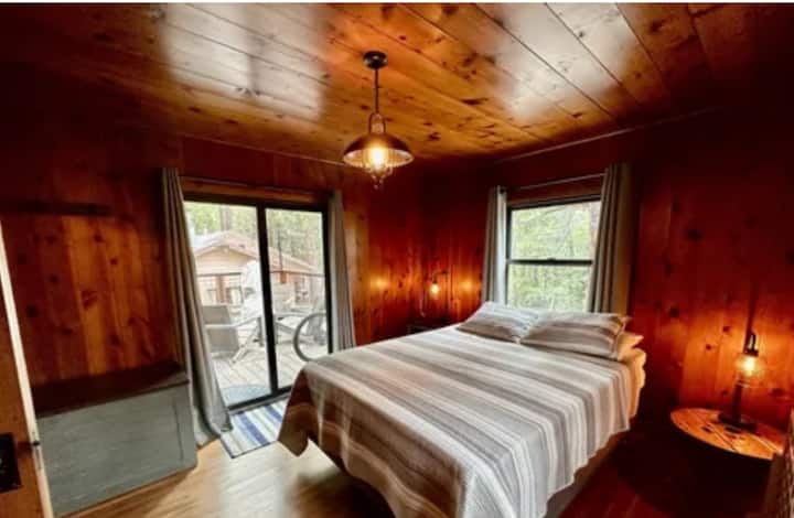 The Butterfly Forest Inn - Idyllwild-Pine Cove, CA