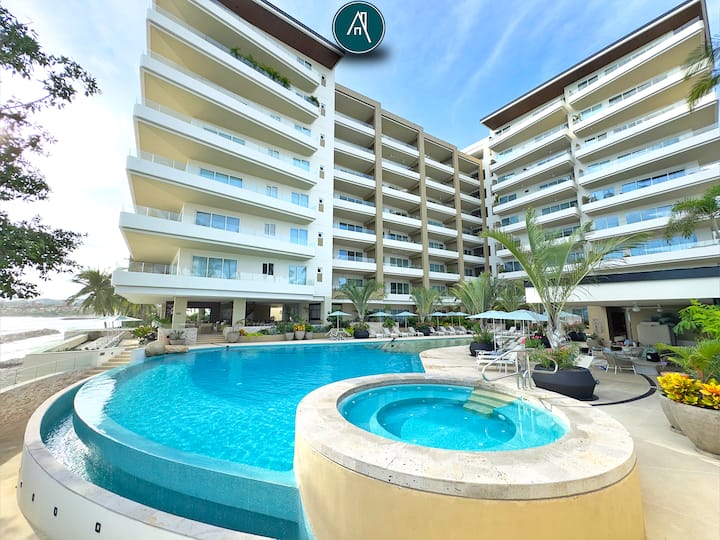 Vbucerías | Beachfront Luxury, 2-bedroom Apartment - Bucerías