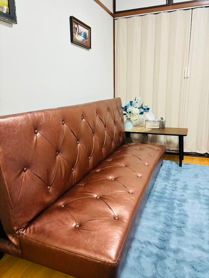 名古屋駅徒歩5分/白川郷行きバス停徒歩圏内/ベッド3台+ソファベッド1台/快適に寛げる清潔な部屋 - Nagoya