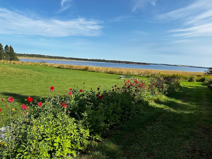 Beachside Homestead - Souris