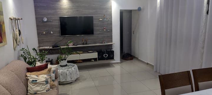 Apartamento 200 Metros Da Praia, Ambiente Familiar - Santos