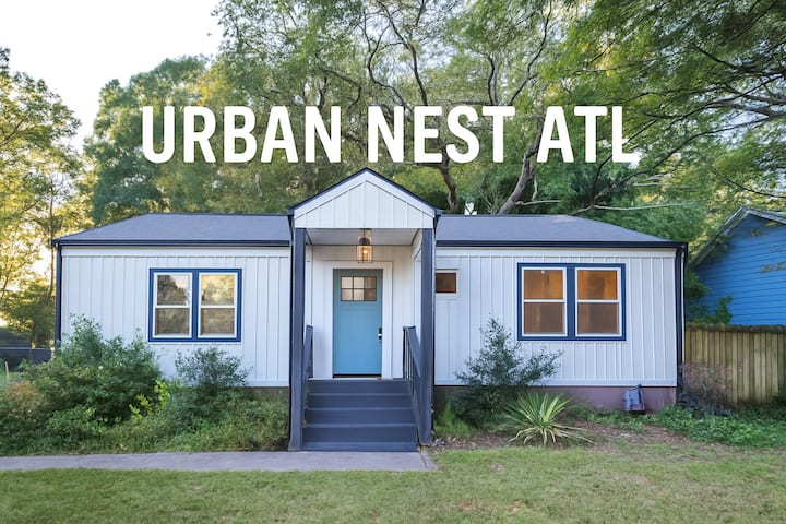 Urban Nest Eav - Chic Home Patio Games & Workspace - Atlanta, GA