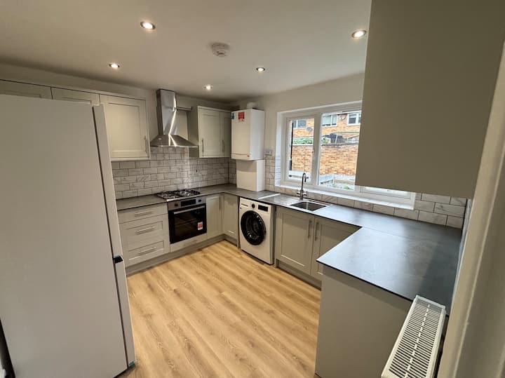 Newly Decorated 3 Bedroom Property - Ilford