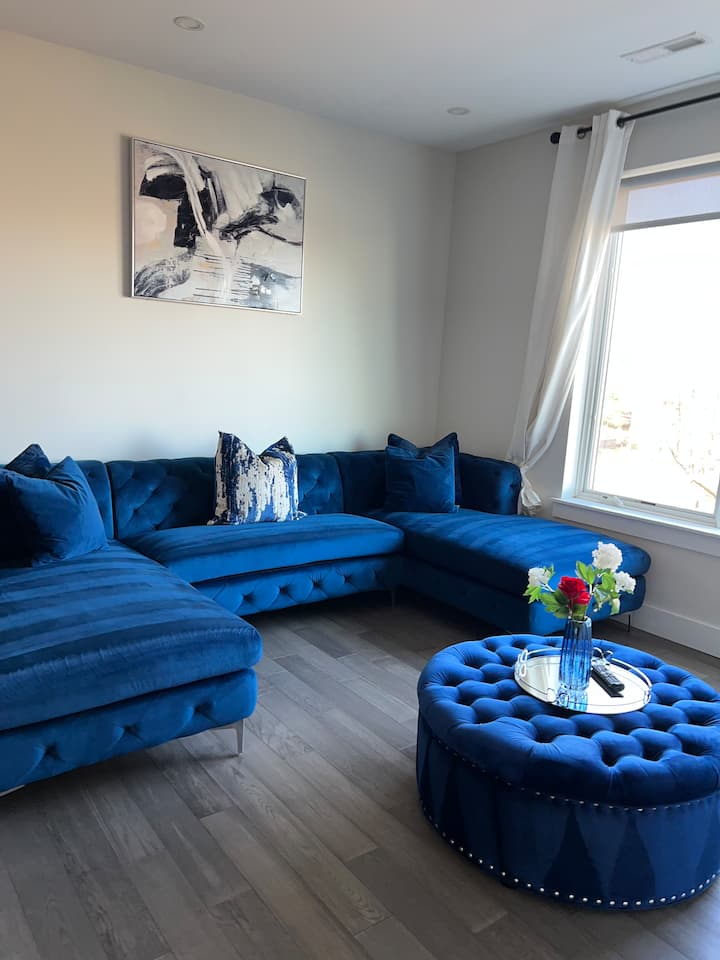 One Min Walk To Nyc Path Train To Nyc - Harrison, NJ