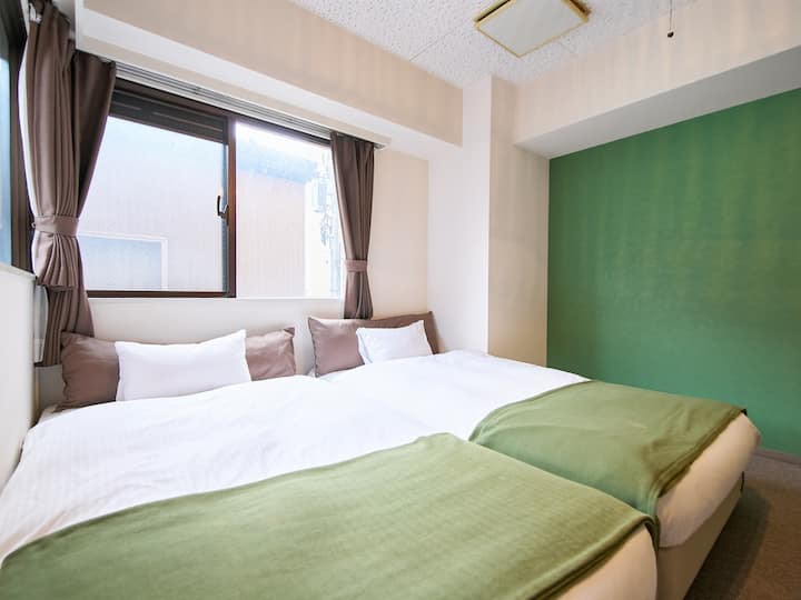 【204】ツインルーム・シャワー室（シングルベッド2台）／金沢城公園近く・観光地へのアクセス良好 - Kanazawa