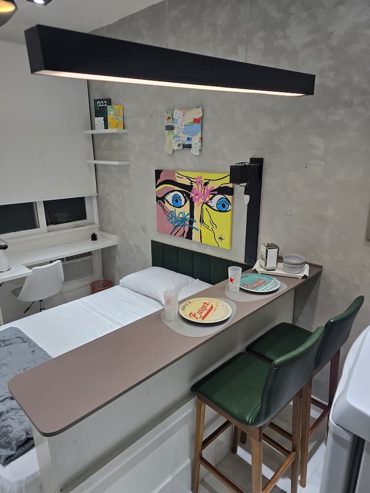 Cantinho Aconchegante Em Niterói, Próximo A Barca. - Niterói