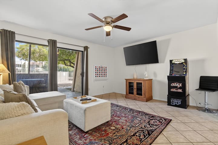 Delight | 2-bedroom 2.5 Bathroom Townhome In Tempe - Tempe, AZ