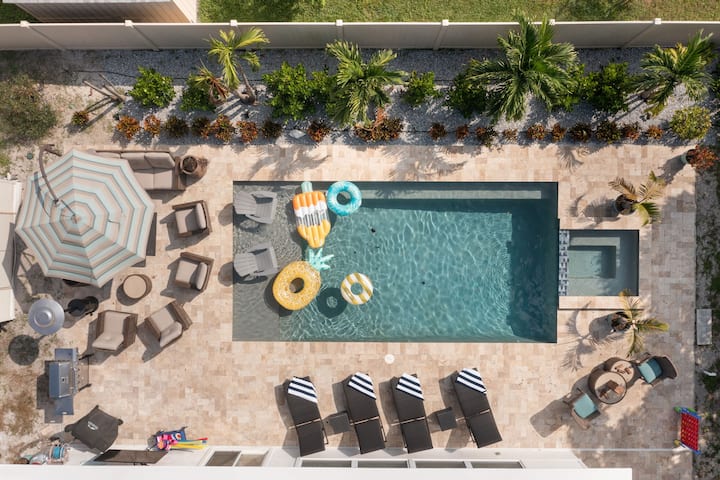 St Pete Beach: Pool, Hot Tub, Coffee | Superhost - St. Petersburg, FL