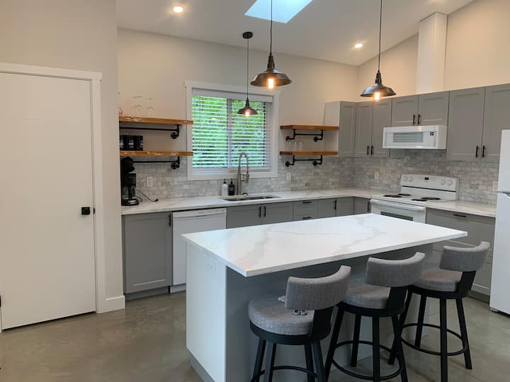 The Cottage On Cooper - Sunshine Coast