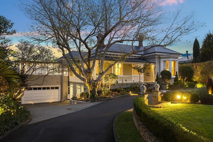 A Century Of Charm: Grand Remuera Luxury Estate - Auckland