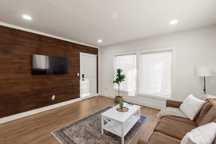 The Lockwood, Residence Four | Eado, Free Parking - Houston, TX