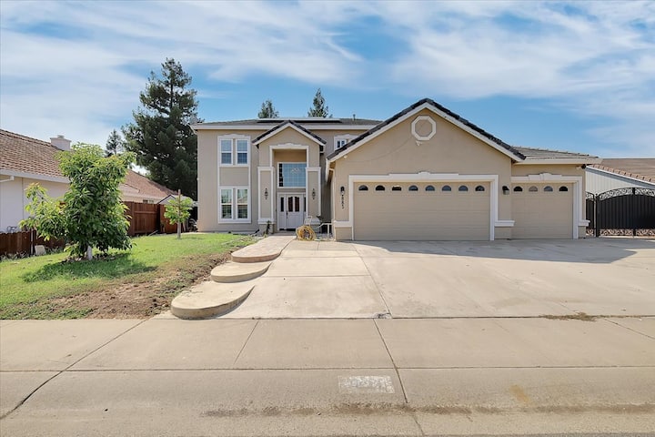 Relocation Specialists Work Crew Friendly - Yuba City, CA