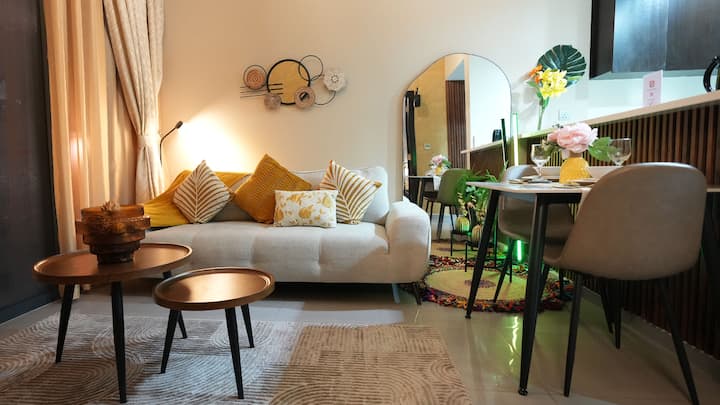 Cozy 1br In Business Bay | Near Metro | Canal View - Dubai