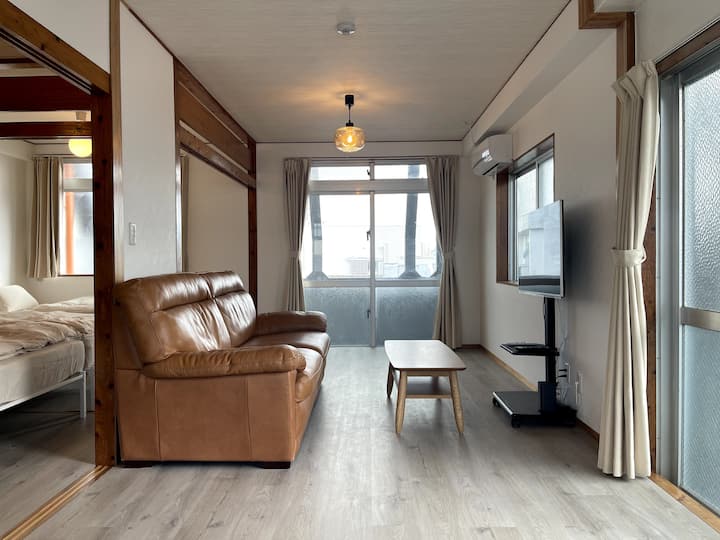 Retro Nightlife Area W/ Nostalgic Atmos - Room 301 - 糸満市