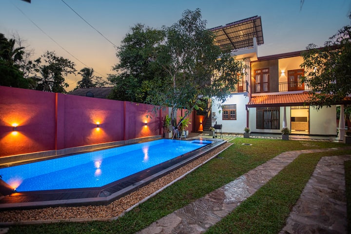 Spend Your Vacation Freely. - Hikkaduwa