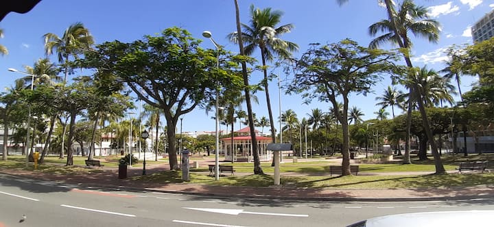 Agréable F2 Plein Centre-ville Tout Confort - Nouméa