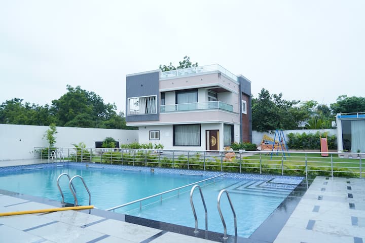 Sk Retreat Villa | 3br With Pool & Event Space - Hyderabad
