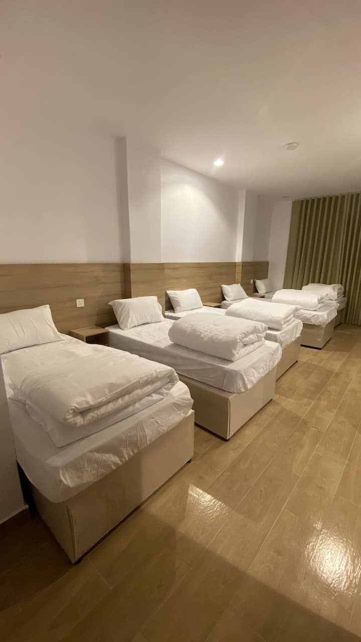 شقة حديثة في جادة قباء | 8 أشخاص | B4 - Médine