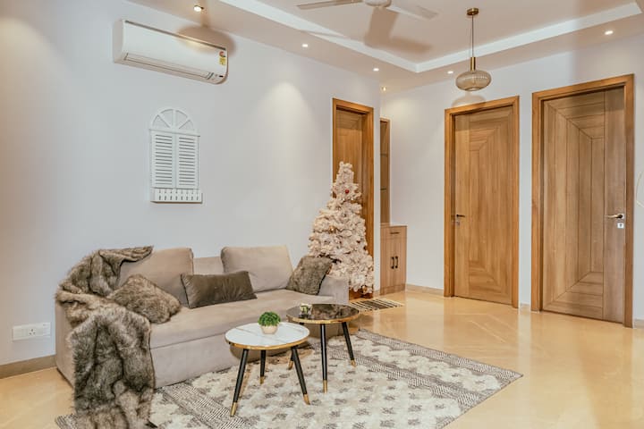 Casa De Pino Near Ardee Mall - グルガーオン