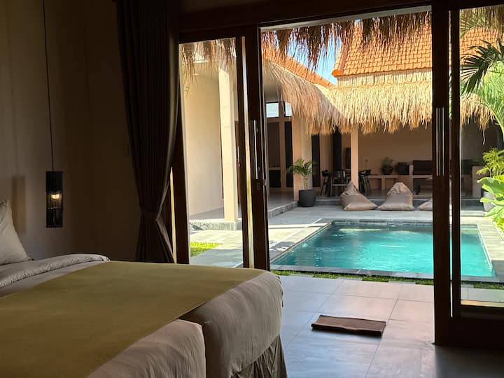 Villa Privée 3 Chambres Avec Piscine - Canggu