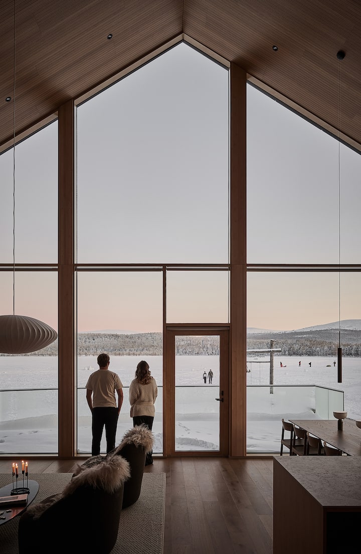 Joiku – Luxury Lakeview Chalet W/ Sauna & Jacuzzi - Äkäslompolo