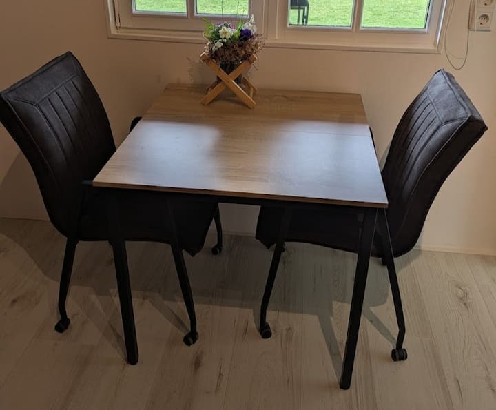 Notre Cabane En Rondins, Pour Vraiment Se Détendre - Hellevoetsluis