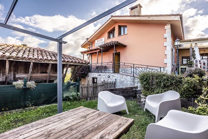 The Village Retreat - Villaviciosa