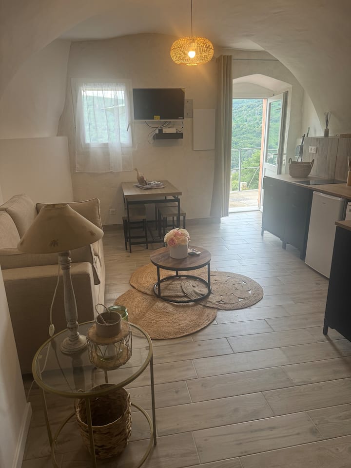 Studio - Borgo