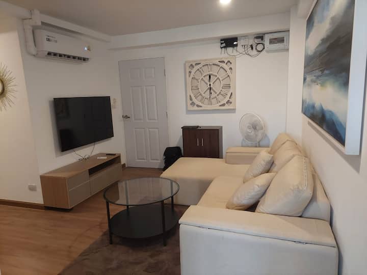 Nice Duplex Condo With Swimming-pool And Nice Gym. - Hua Hin