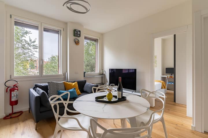 Anfitrione Apartment - Cenisio - Milan
