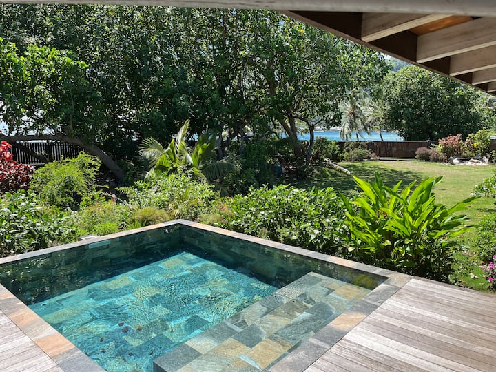 Fare Miri Moorea Cook B
Bungalow 
Mer &
Montagnes - French Polynesia